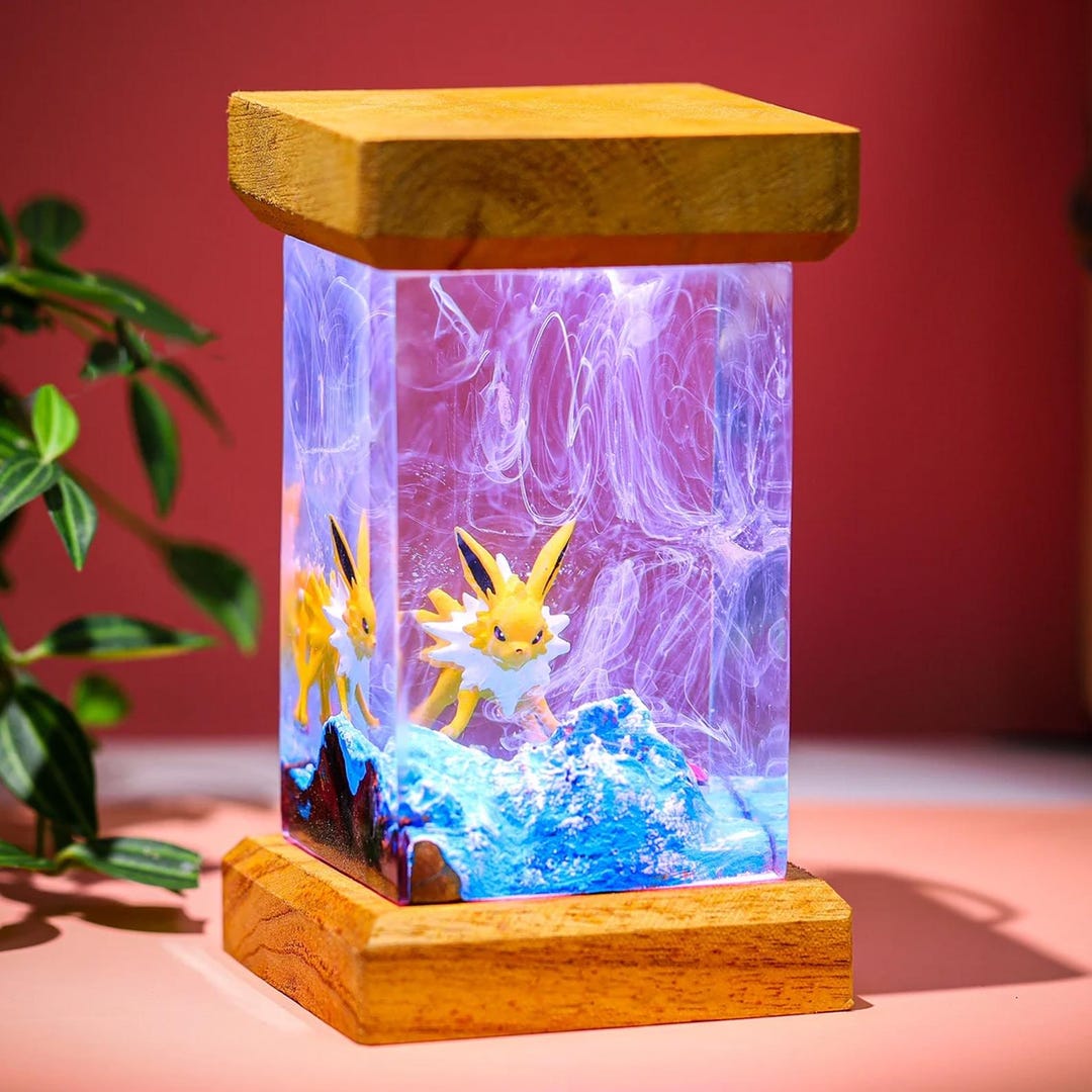 Jolteon Resin Lamp – Handmade Pokémon Electric Type LED Light Box Gift ...