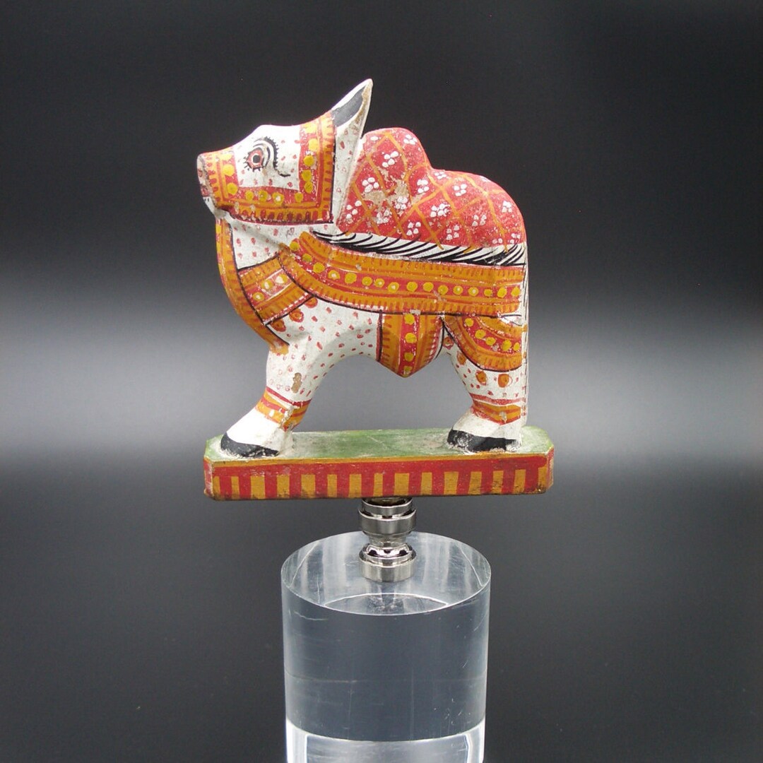Custom Lamp Finial With a Vintage Hand Painted Wooden Brahman Bull - Etsy