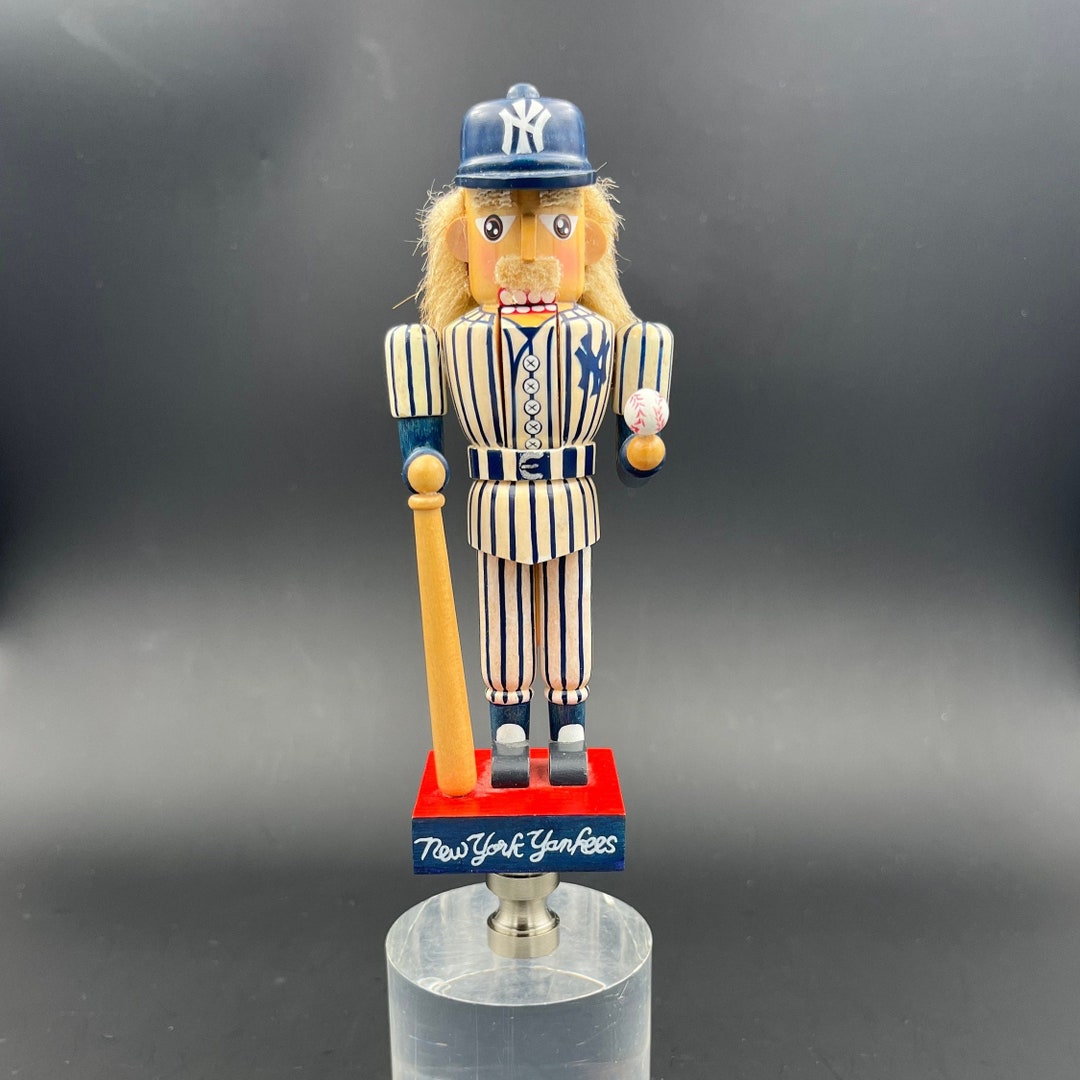 Custom Lamp Finial Featuring a Yankees Baseball Player Nutcracker - Etsy