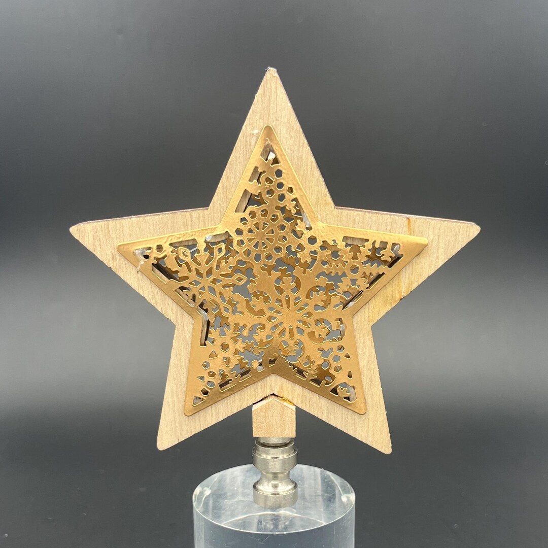 Custom Lamp Finial Featuring a Natural Wood Star With a Snowflake ...