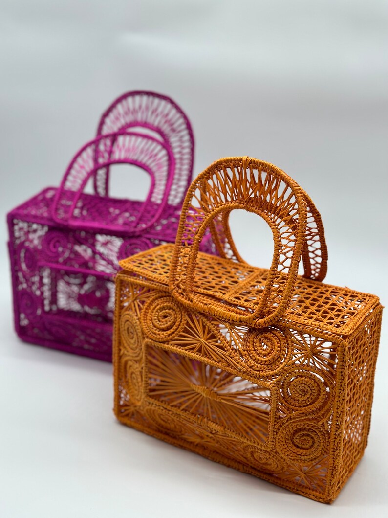 Eco-friendly Iraca Palm Handbag - Sustainable Colombian Straw Purse ...