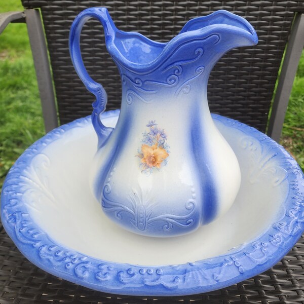 Glass Antique Water Basin and Pitcher - Etsy