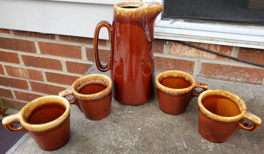Vintage Hull Pottery Coffee Pot/carafe W/ 4 Hull Mugs. Brn Glazed. 50s ...