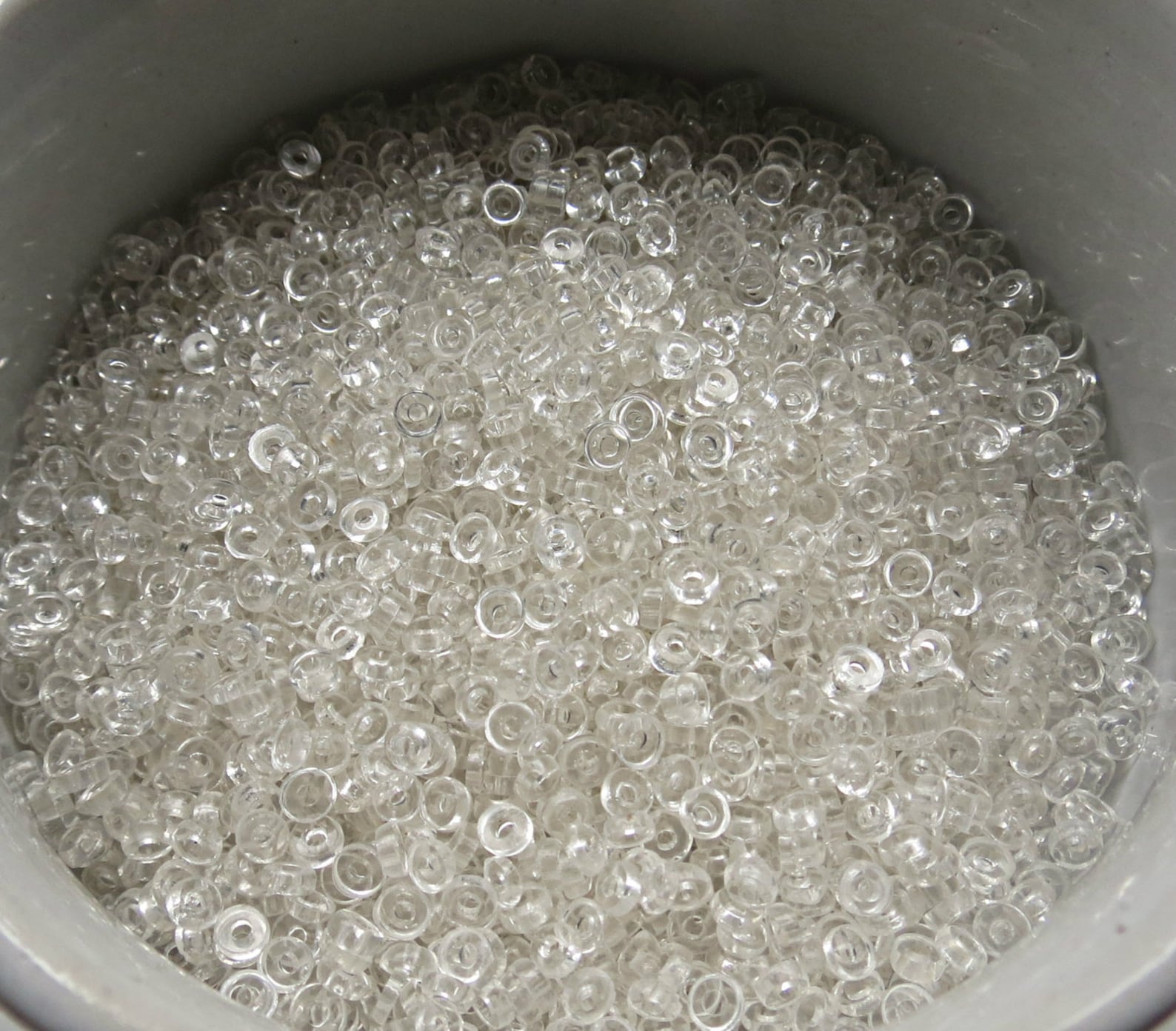 2MM Glass Sequins High Glaze Crystal 5/10/20 Grams - Etsy