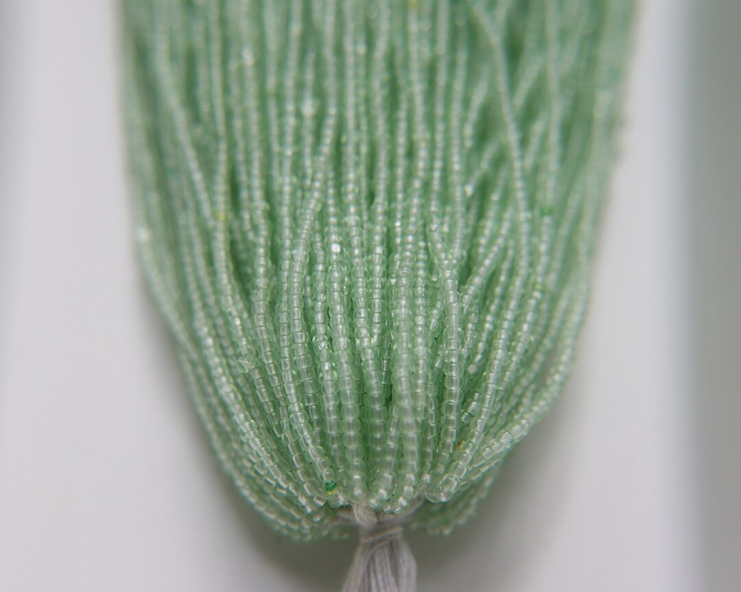 Chrysolite Transparent Charlotte Cut Seed Beads, 11/0 - Etsy UK
