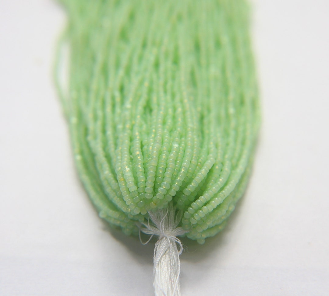 13/0 Hanks Charlotte Cut Beads Chrysolite Opal 1/5/25/50/100 Hanks 1.6 ...