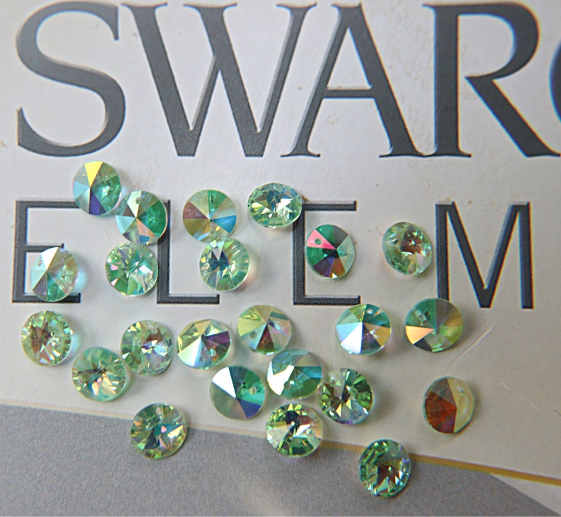 8mm SWAROVSKI 6200 Rivoli Crystal Pendant Beads 17 Colors - Etsy