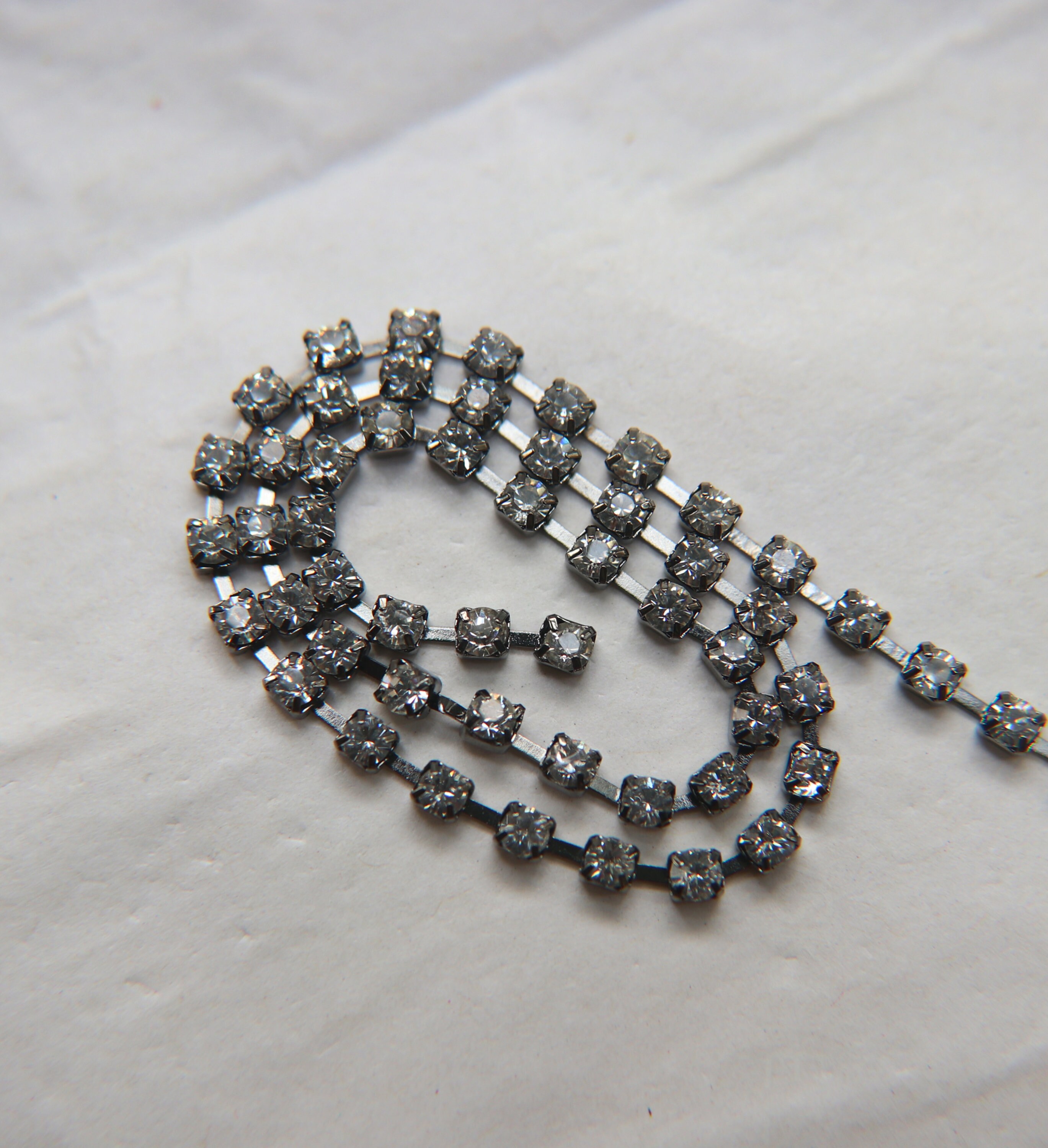 10/12 SS Swarovski Cup Chain in Crystal Xillion 3mm Made in | Etsy