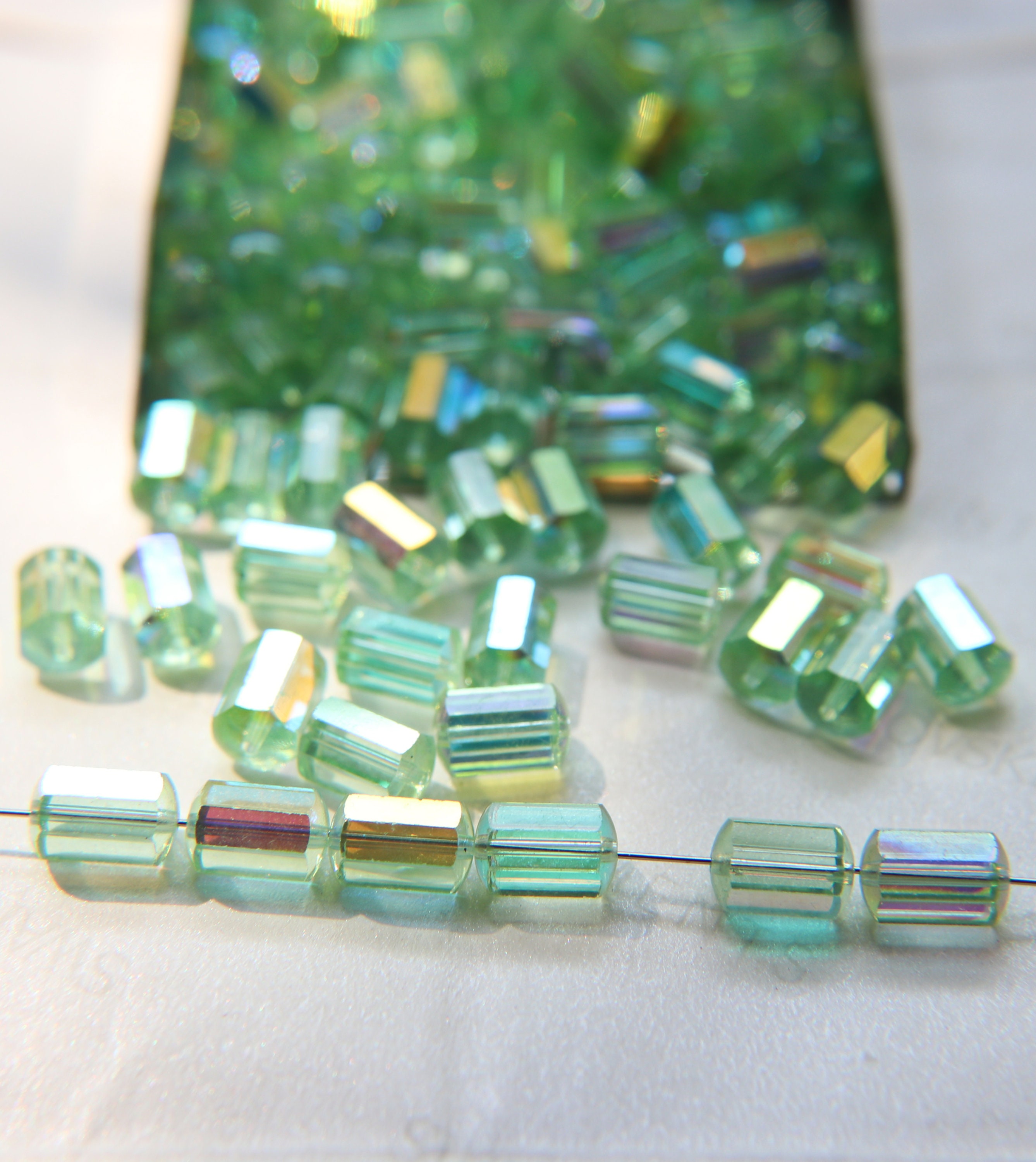 5230 Swarovski Vintage Cylindrical Crystal Beads Peridot - Etsy