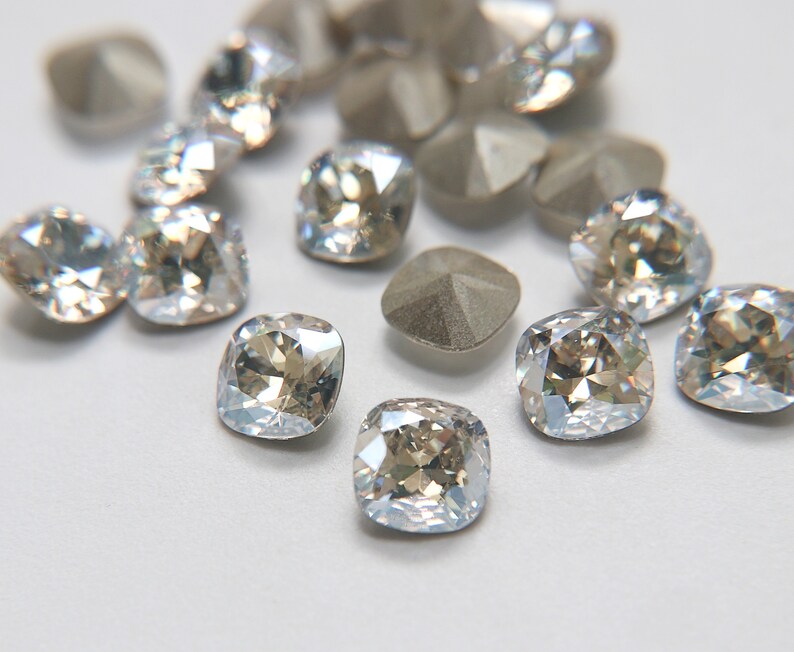 Vintage Swarovski 12 Mm Rounded Square 4470 Premier Crystal Rhinestones ...
