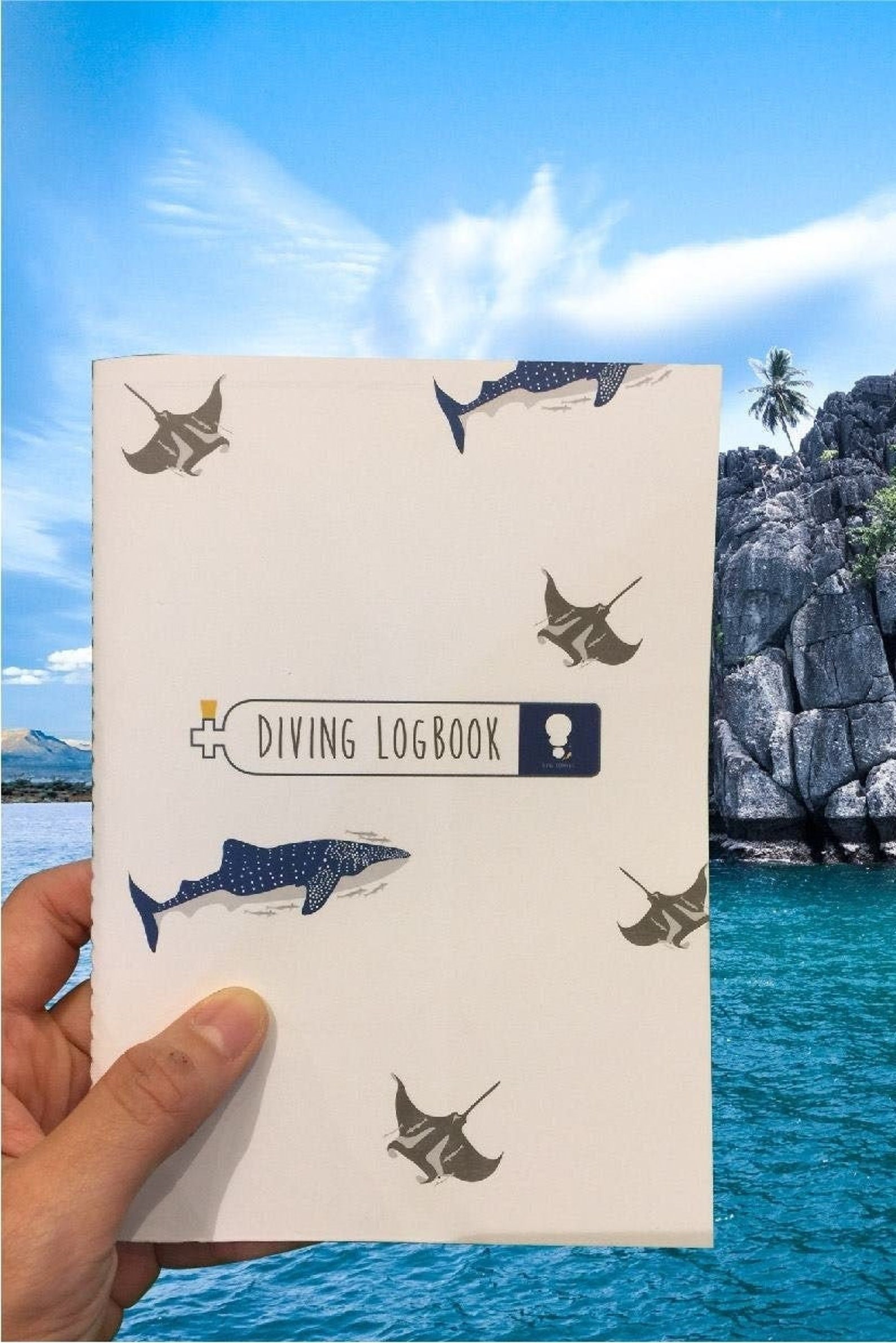 A Scuba Diving Logbook With 52 Diving Log Pages. Easy to Use and Bring ...