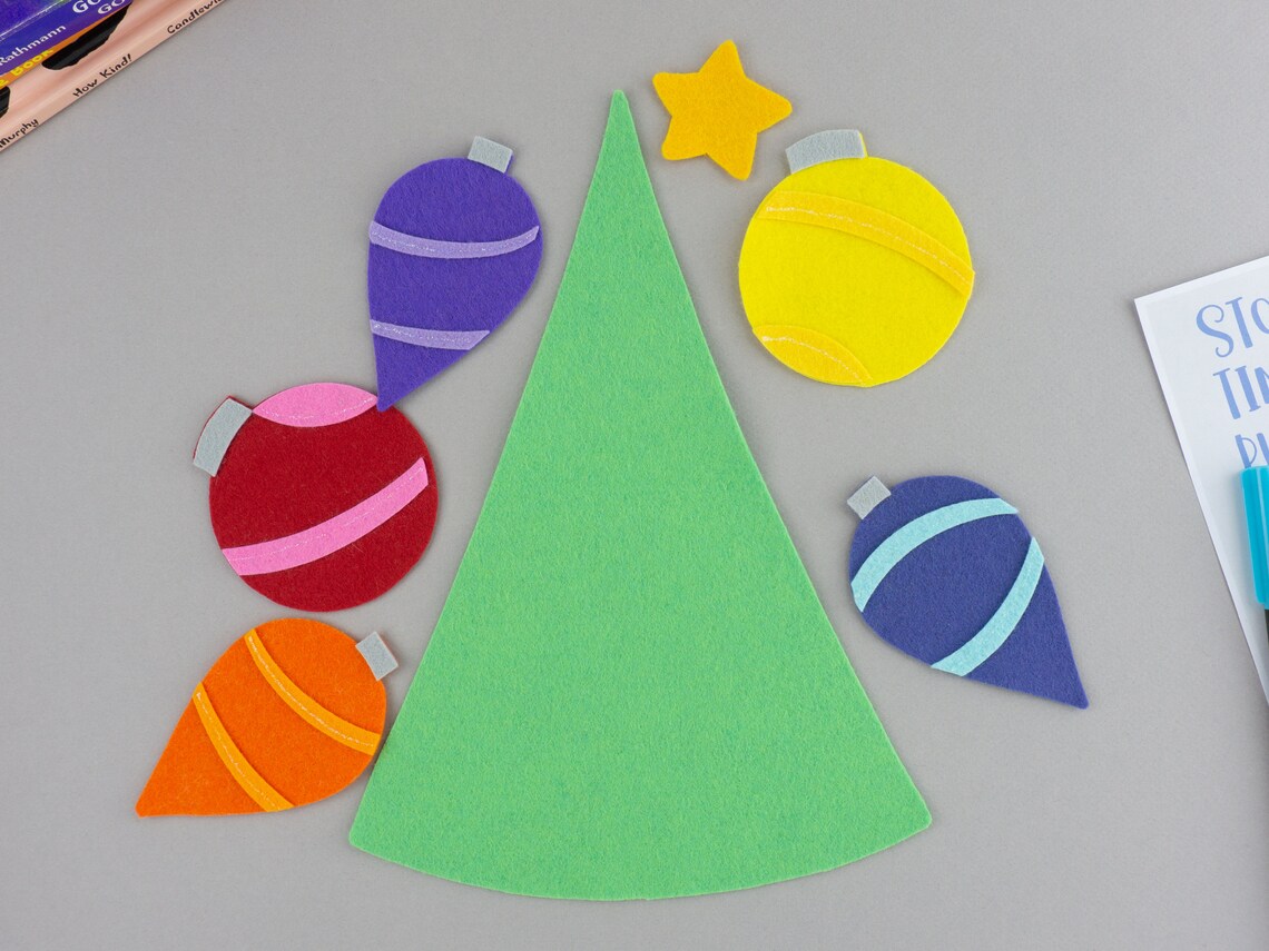 4-in-1 Felt Board Christmas Set 5 Christmas Ornaments Circle | Etsy