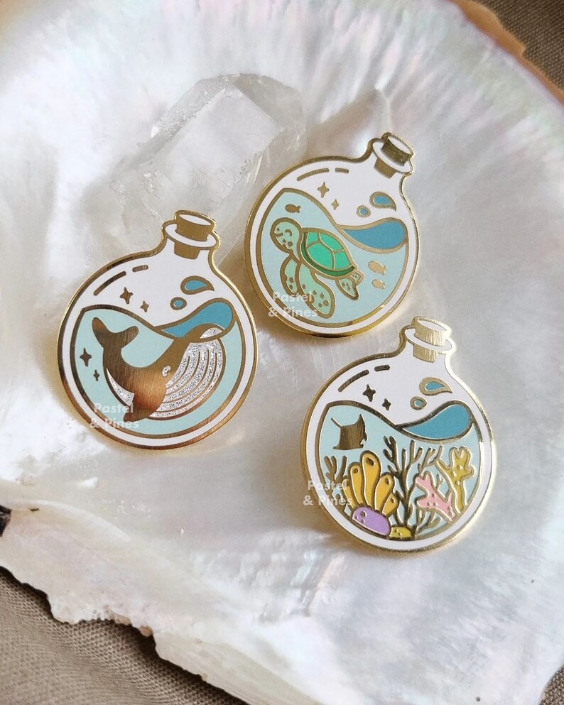Coral Reef & Manta Ray Pin Ocean in a Bottle Gold Hard Enamel - Etsy