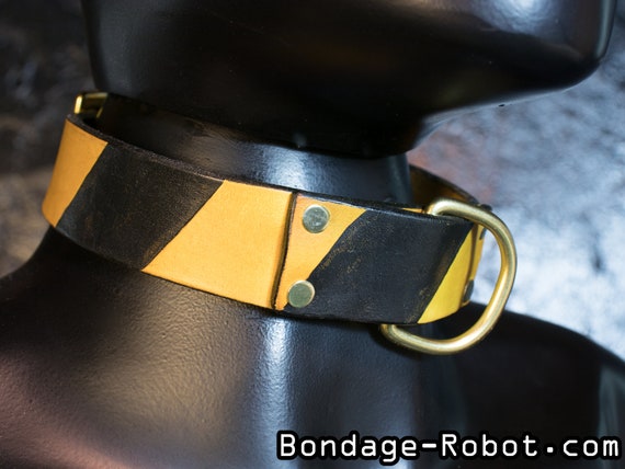 The Caution Collar A leather safety-conscious fetish collar | Etsy