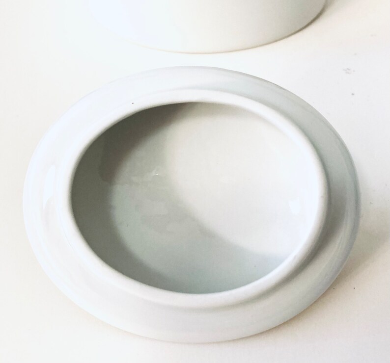 Konig & Co. - Paul Muller Selb - Large Porcelain, Gold Rimmed Sugar ...