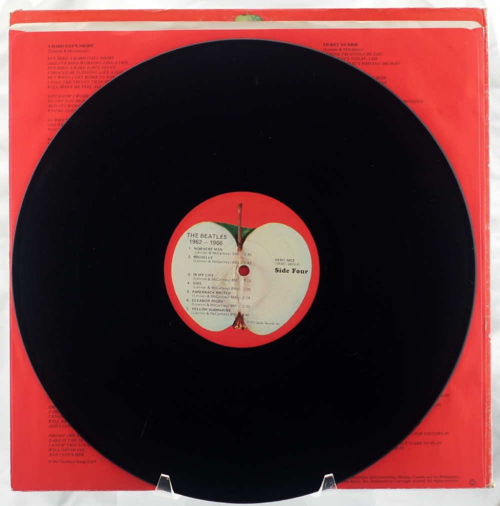 The Beatles / 1962 1966 Apple Records SRBO-3403 Red Apple Label 1973 - Etsy