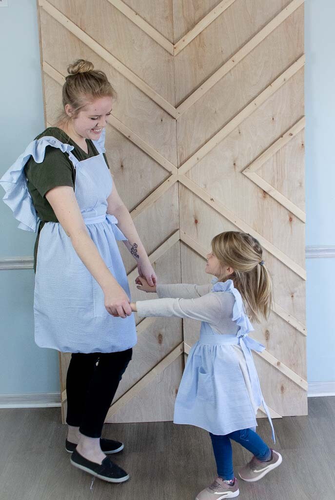 Fitted Seersucker Women's Apron With Ruffled Straps and Full Skirt ...