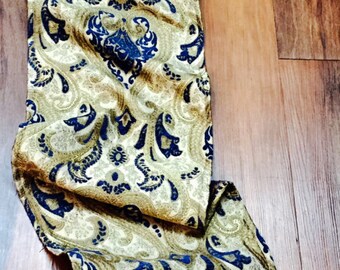 Tuscan Table Runner - Etsy