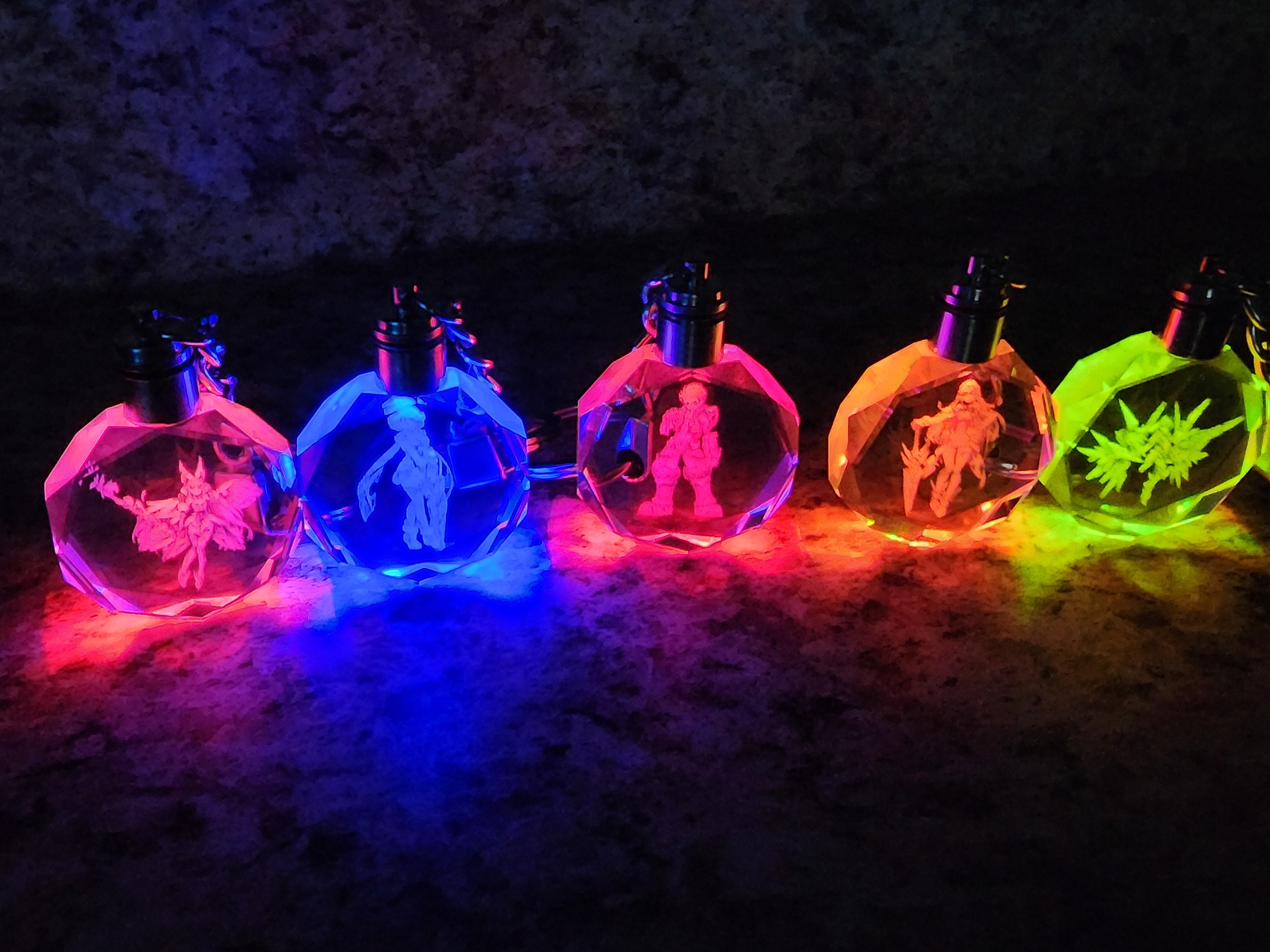 Xenoblade 2 Core Crystal LED Keychain Collection Featuring Pyra Mythra ...