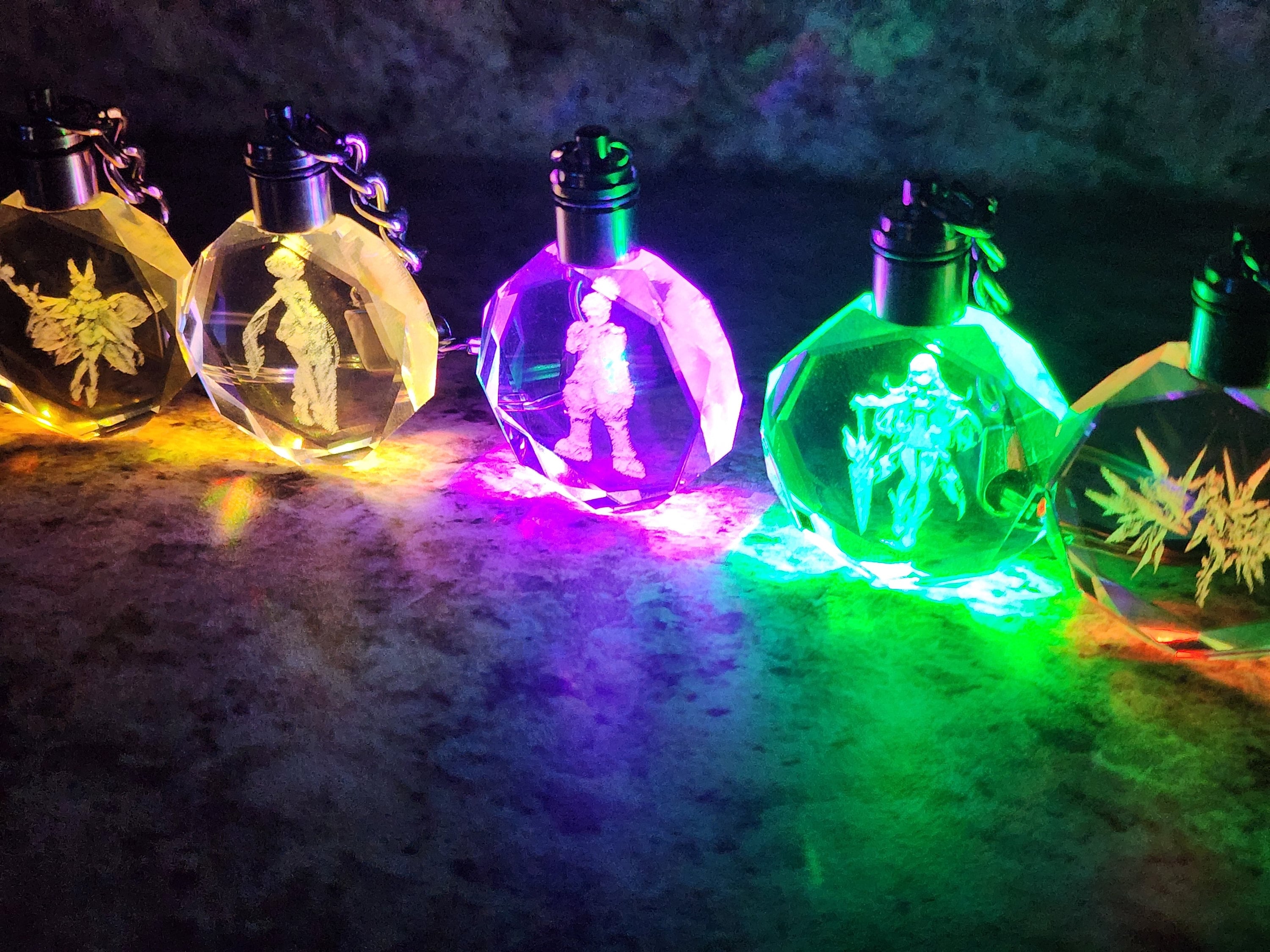 Xenoblade 2 Core Crystal LED Keychain Collection Featuring Pyra Mythra ...