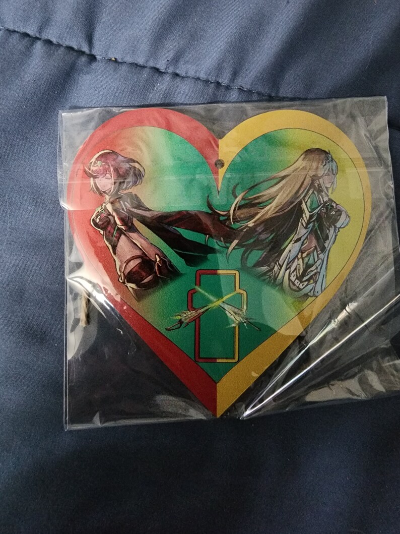 Pyra and Mythra Xenoblade Chronicles 2 Heart Shaped Wall Art Ornament ...