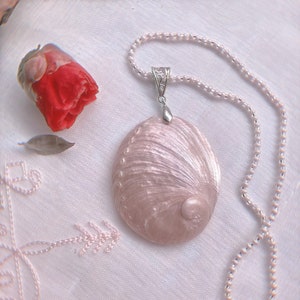 Aphrodite's Pearlamon Seashell Necklace . Pearlized Abalone Shell ...