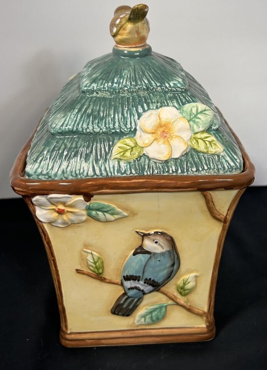 Susan Wingate Ceramic Pagoda Style Canister Cookie Jar Granny Cottage ...