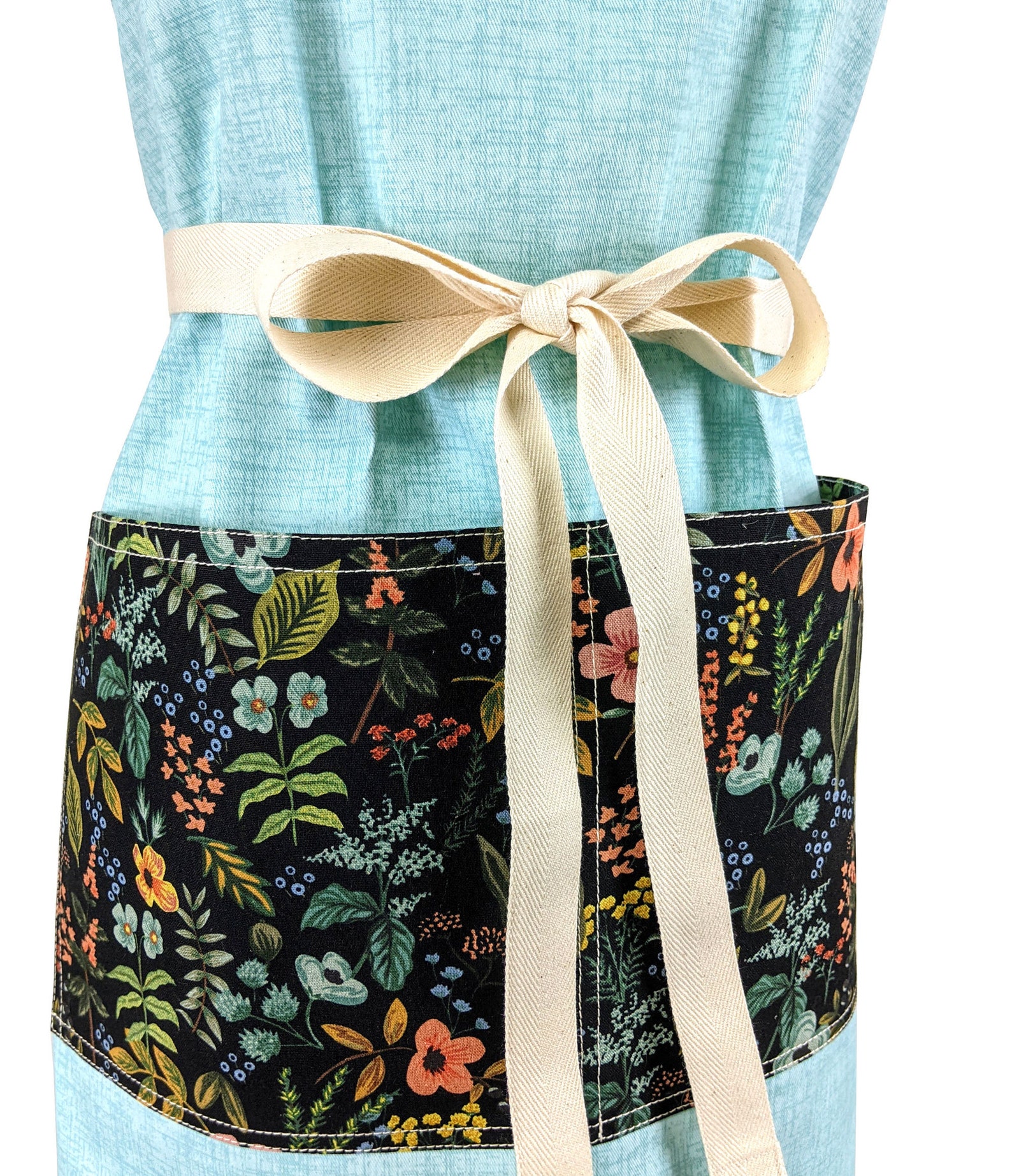 Vivian Flower Garden Apron for Women, Chef Apron With Flowers, Rifle ...