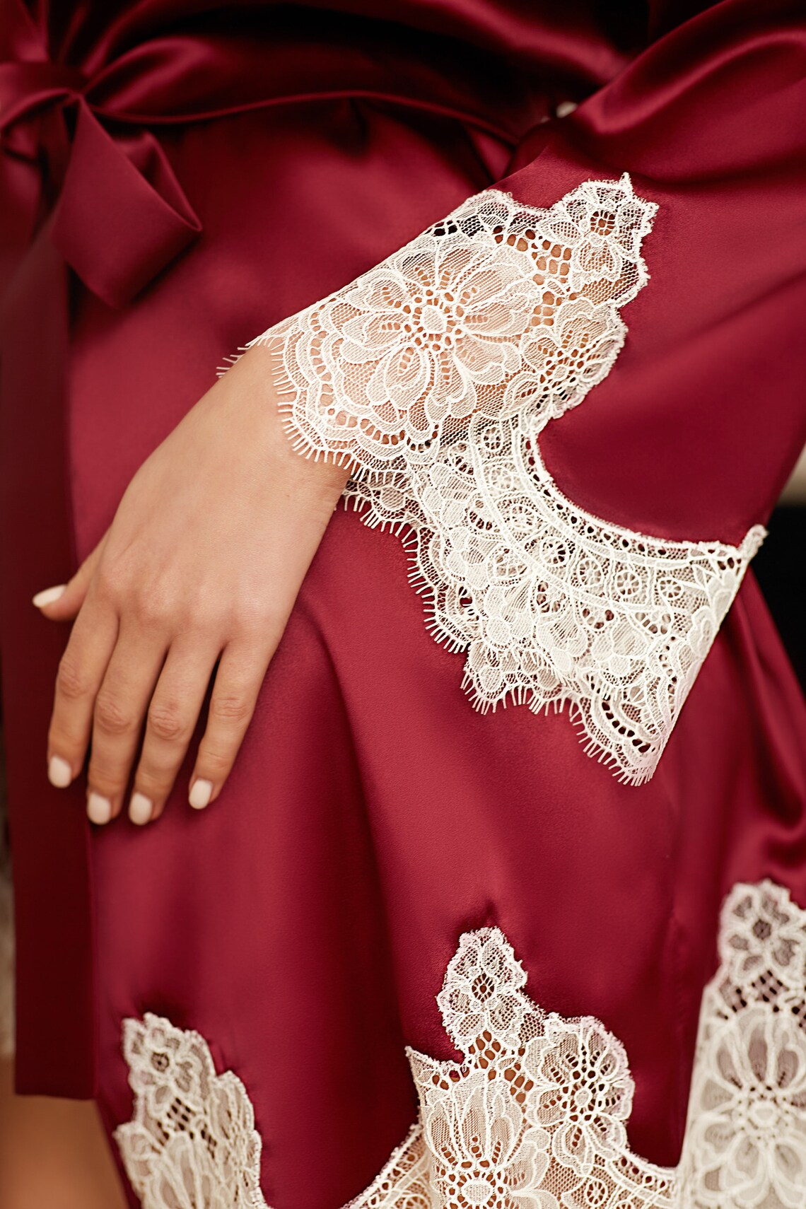 Robe Natural Silk Burgundy and White Lace | Etsy