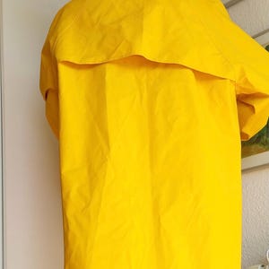 Retro Vintage Yellow Pvc Raincoat Rainjacket Rubbercoat Rubber Jacket ...