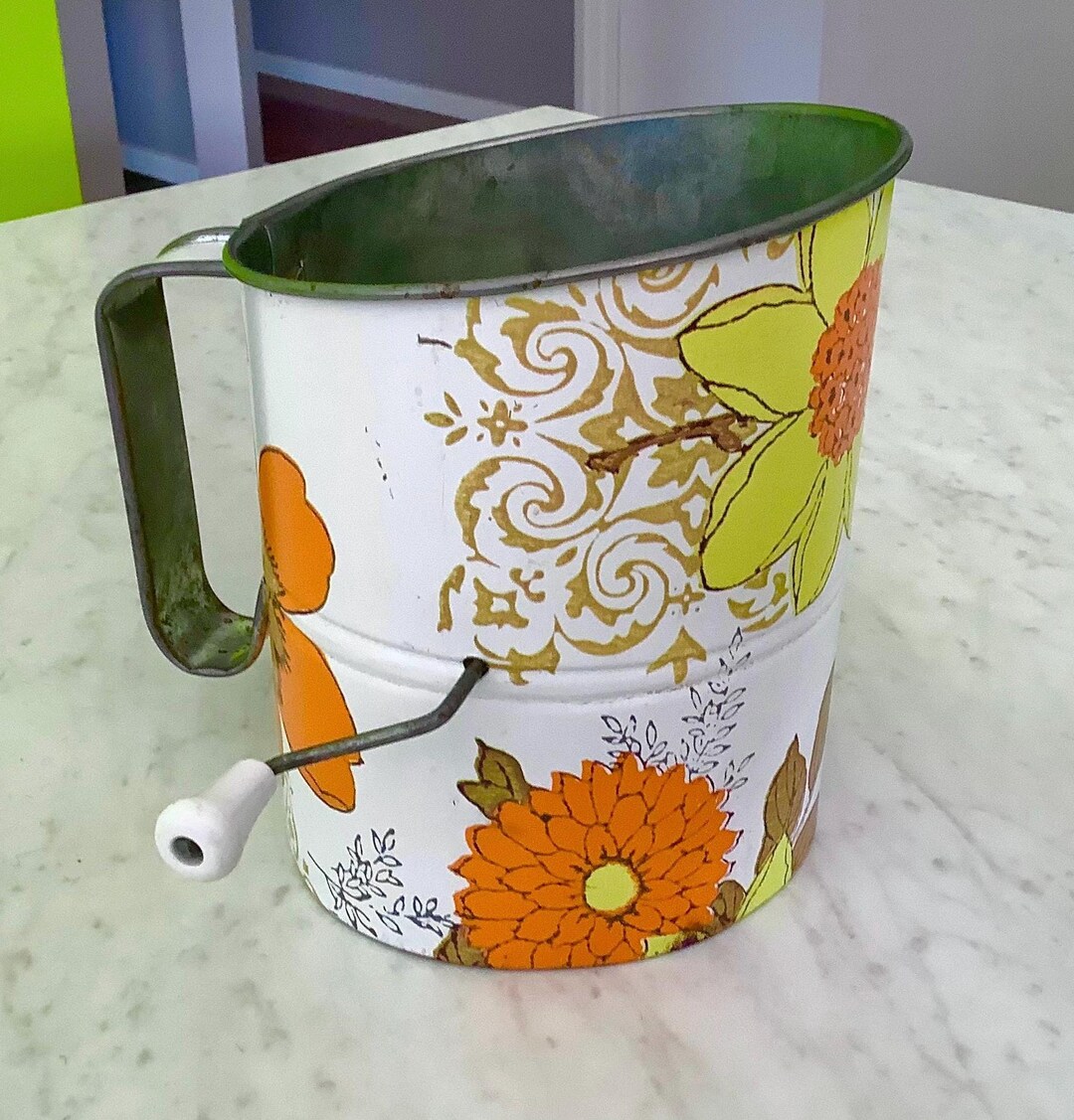 Retro FLOUR SIFTER - Funky FLORAL 1960s Vintage Kitchen - Etsy
