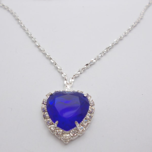 The Titanic Necklace - Etsy