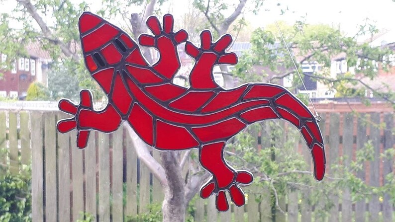 Stained Glass gecko lizard suncatcher suncatcher reptile sun | Etsy