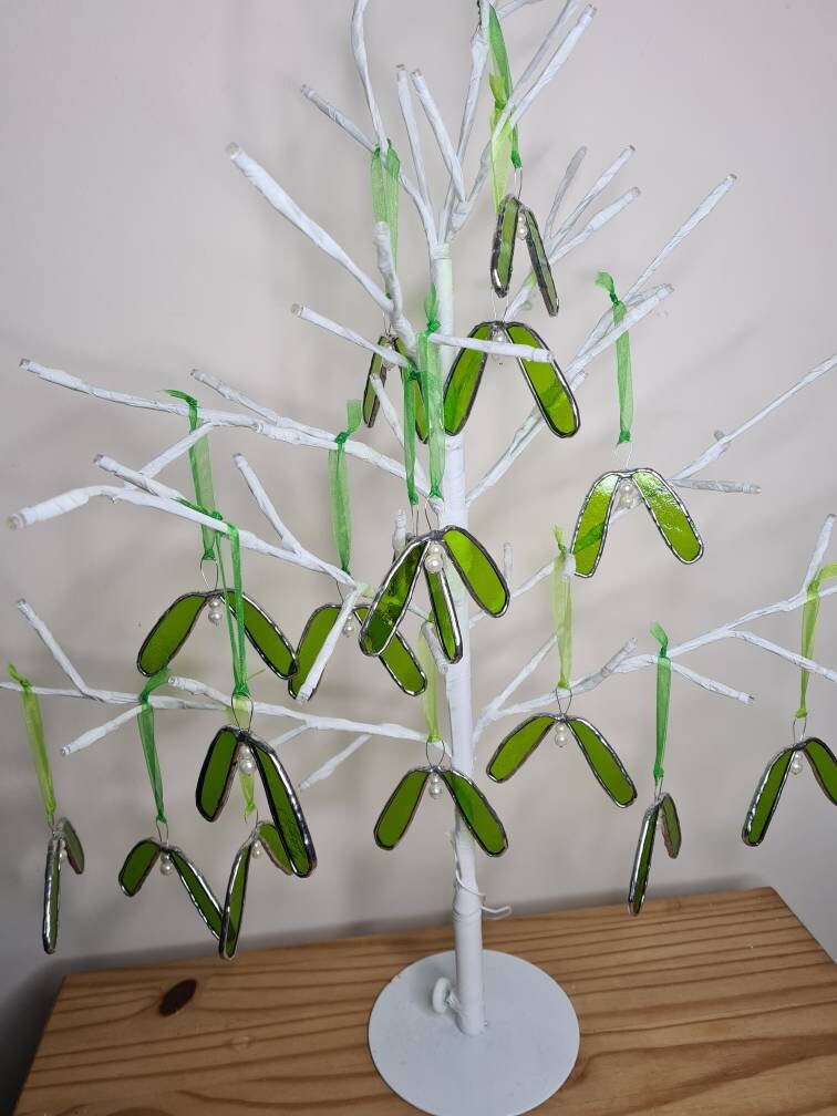 Stained Glass Mistletoe Suncatcher Christmas Decoration - Etsy UK