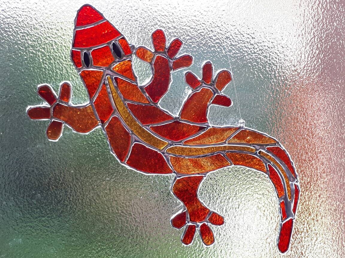 Stained Glass gecko lizard suncatcher suncatcher reptile sun | Etsy