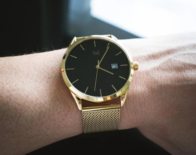 Vintage RENEE NICOL Quartz Gold Tone Mesh Band Square Face Crystal ...