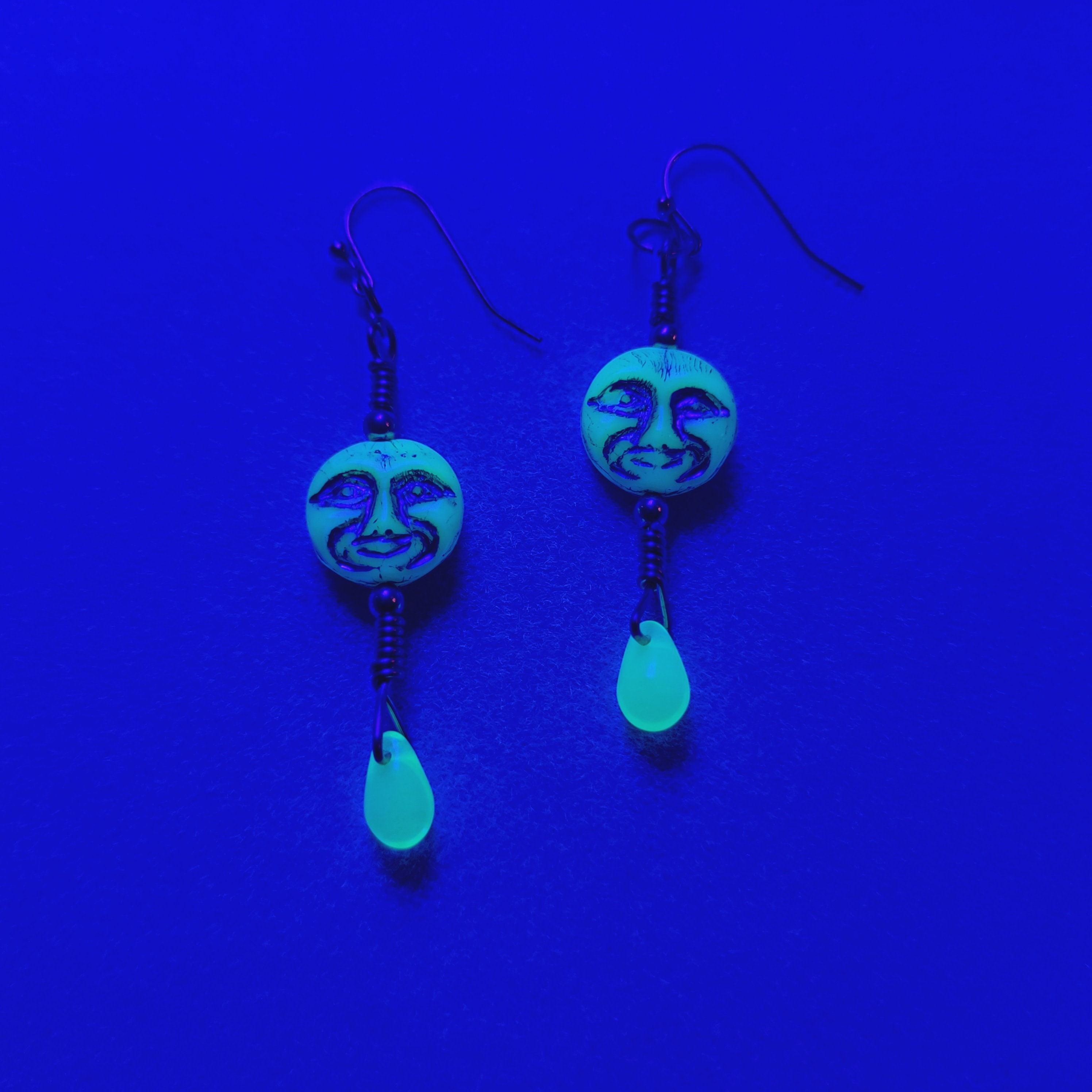 Uranium Vaseline Glass Solid Copper Man in the Moon Dangle - Etsy