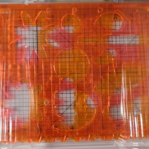 Fiskars 148020-1001 7 Piece Basic Shapes Ultra Shapexpress Starter Set ...