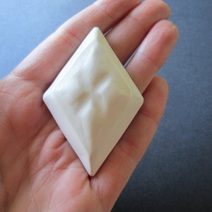 Large Faceted Rhombus Gem, Flat Back Jewel, Resin Diamond Cabochon for ...