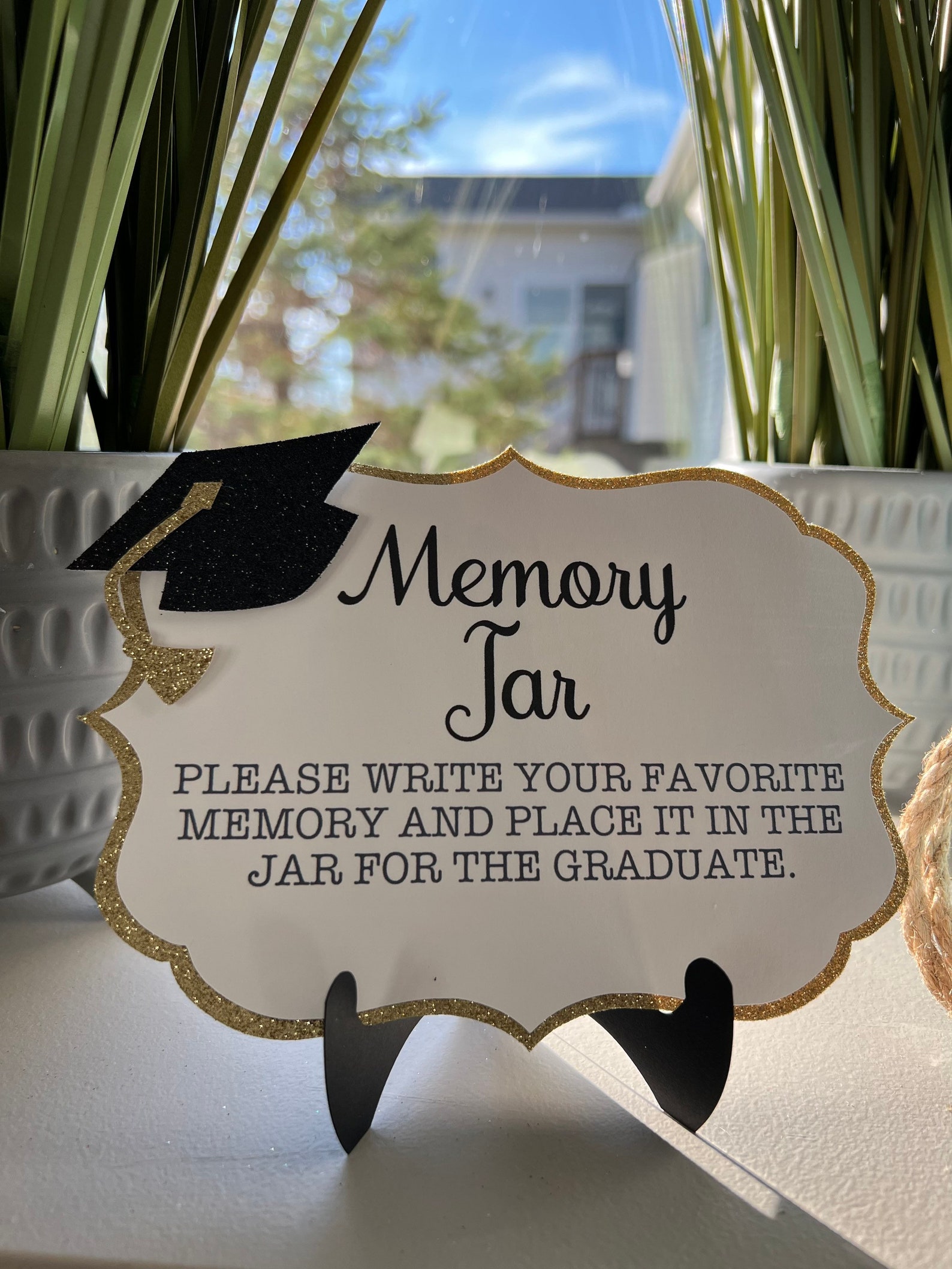 Graduation Memory Jar Sign: Party Idea, Includes 25 Notecards (7x5 ...