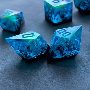 Mountain Dice Set Northern Lights D20 for RPG Game Sharp Edges Dungeons ...
