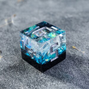 Dandelion Dance Under the Northern Lights - Crystal Clear Dandelion Dnd ...