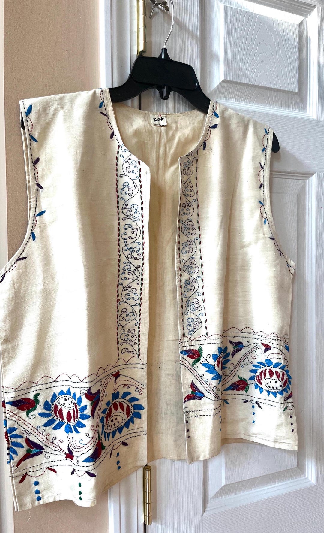 Vintage Silk Jacket With Hand Embroidery Work, Lotus Embroidery Vest ...