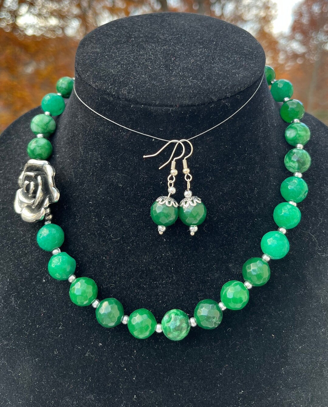 Green Jade Beaded Necklace, Green Necklace With Silver Rose Broach ...