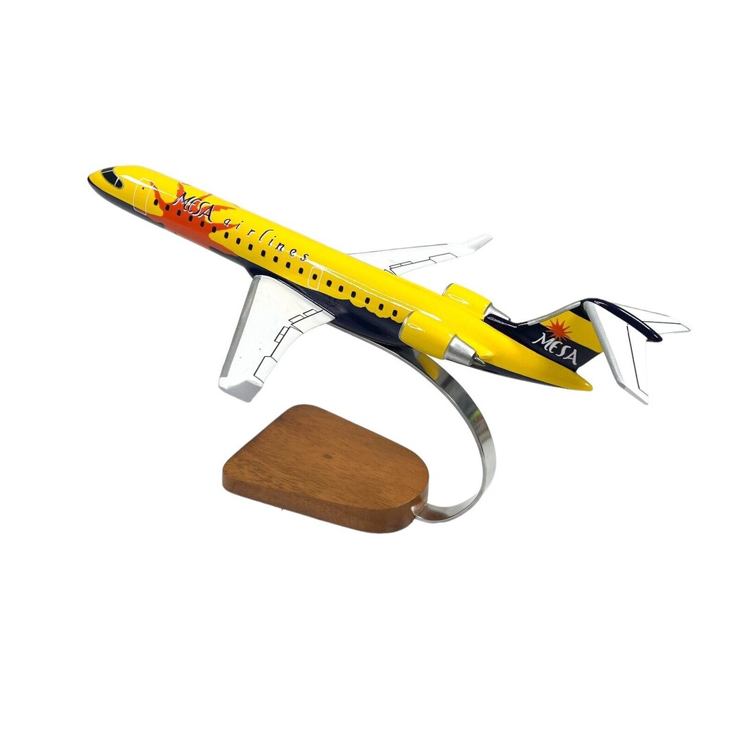 MESA Airlines Replica Yellow Model Jet Airplane Model Display the ...