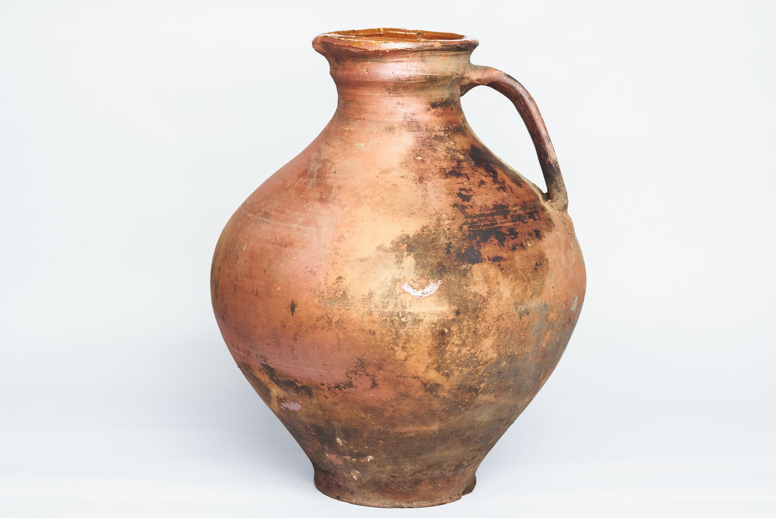 Wabi sabi ceramics Dusty pottery Black pot Old clay vase | Etsy