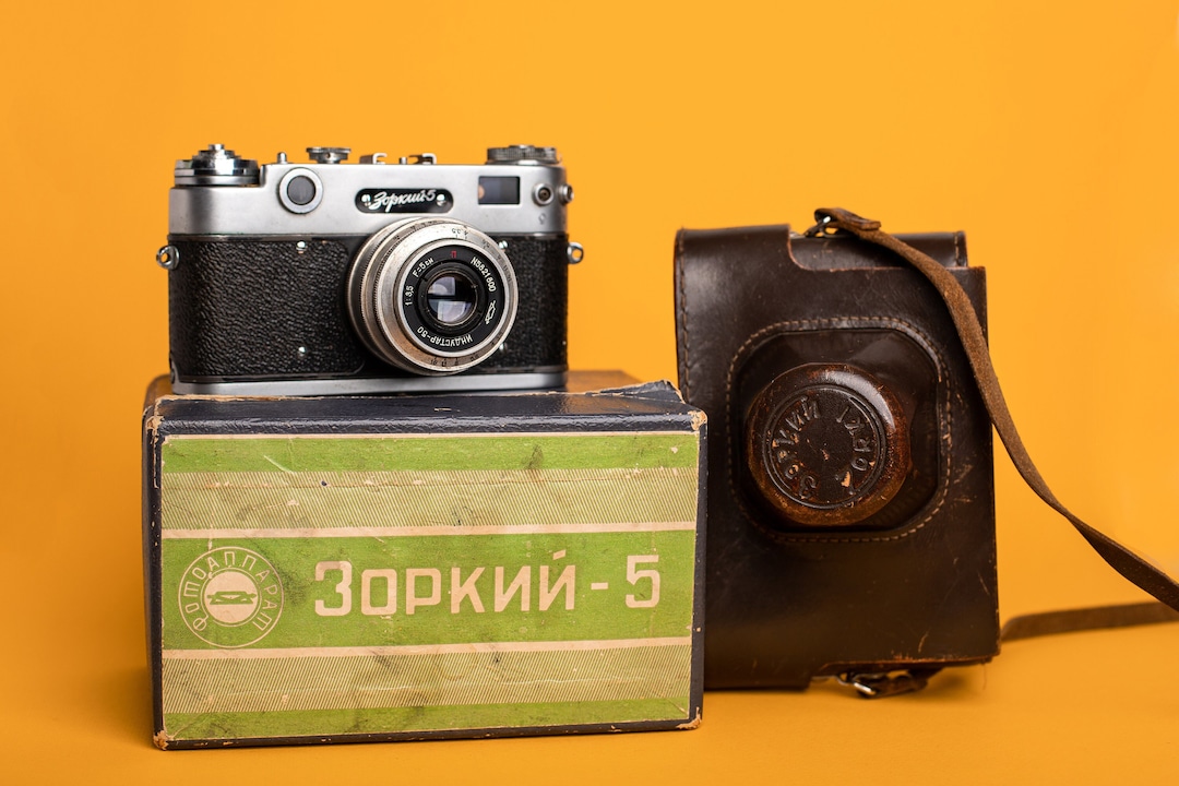 Vintage Zorki 5 Film Camera, Industar 50 Lens, Soviet Retro Photo Prop ...