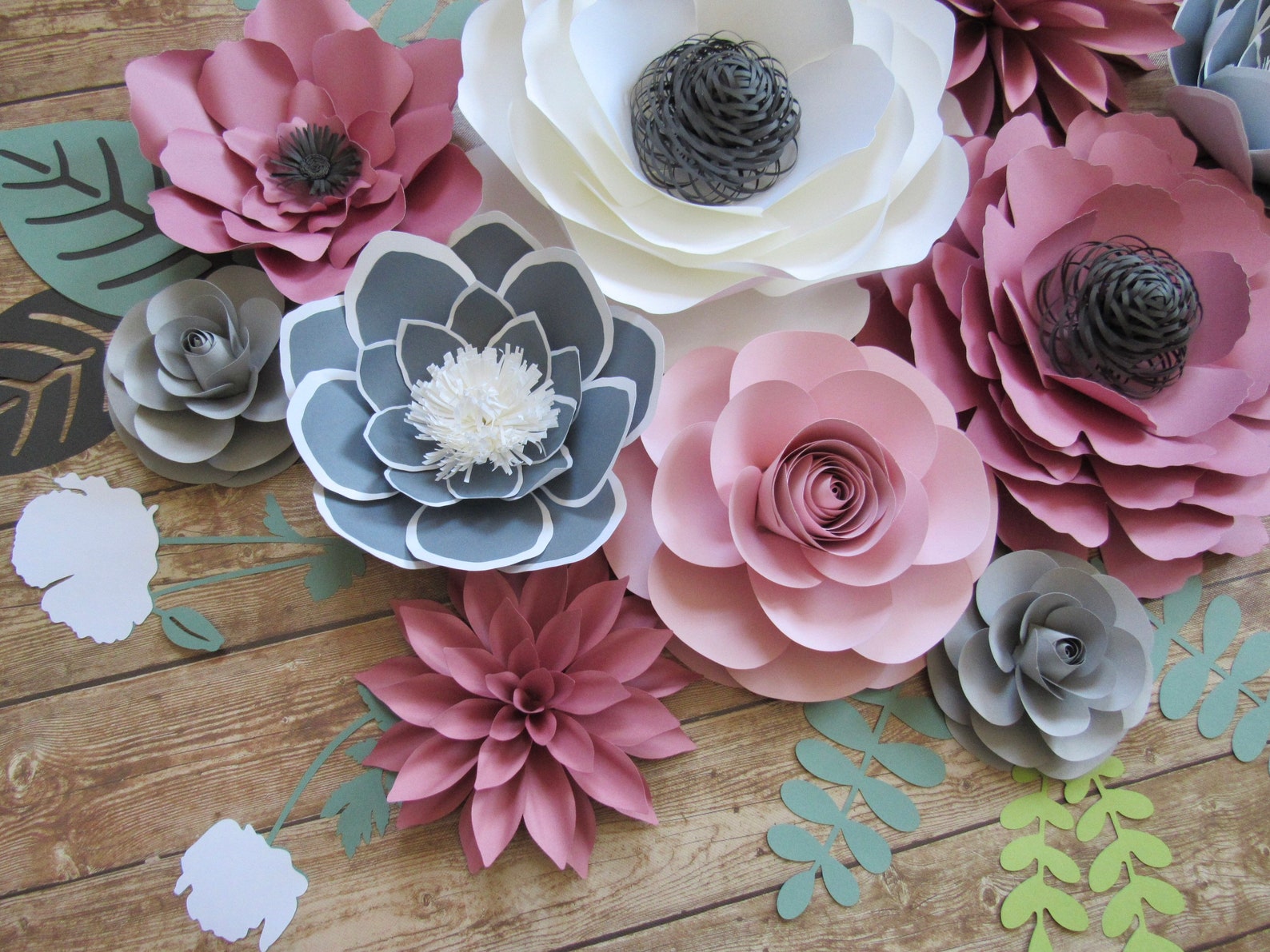 12 Piece Paper Flower Set color Customizable - Etsy