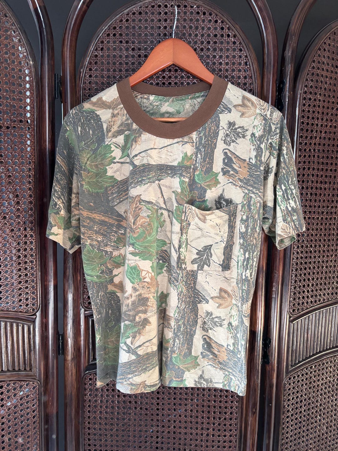 Vintage Realtree Camo T-shirt, Size Medium Arttee Mom Gifts Graphic ...