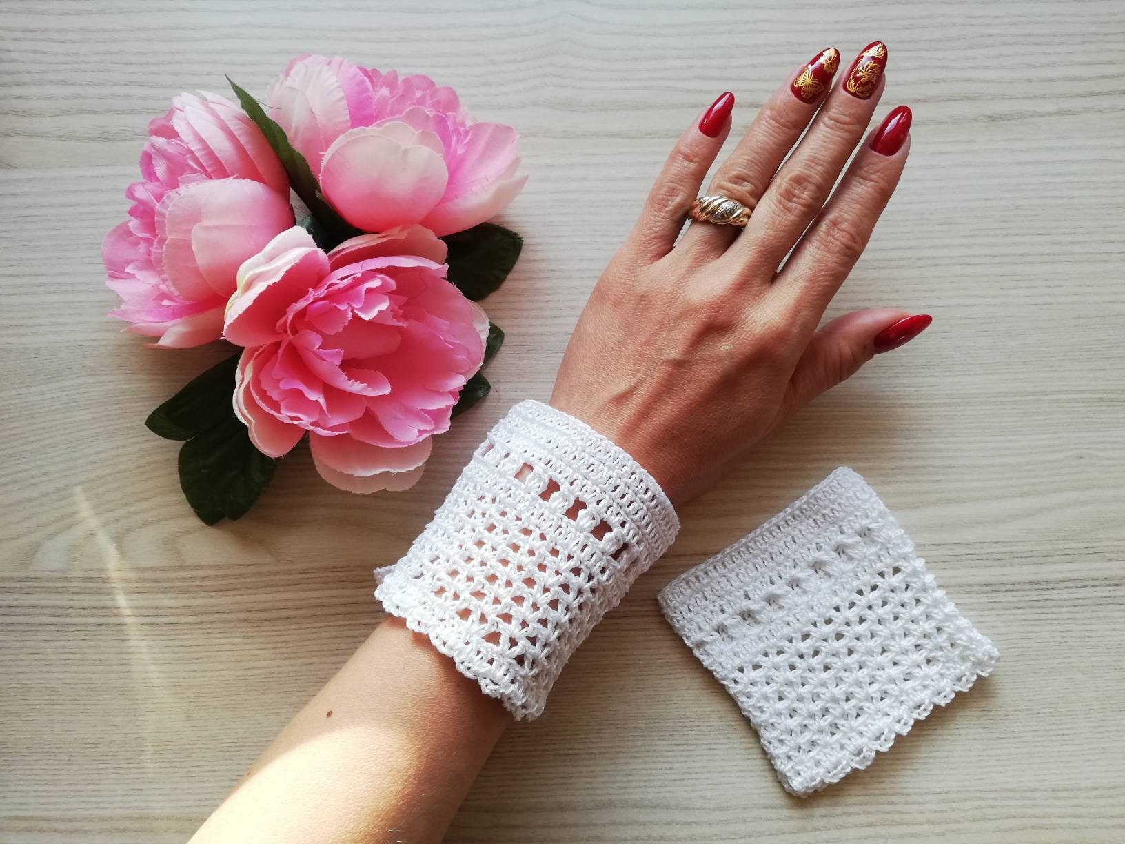Little White Crochet Cuffs 100 % Cotton Lace Cuffs Crochet - Etsy